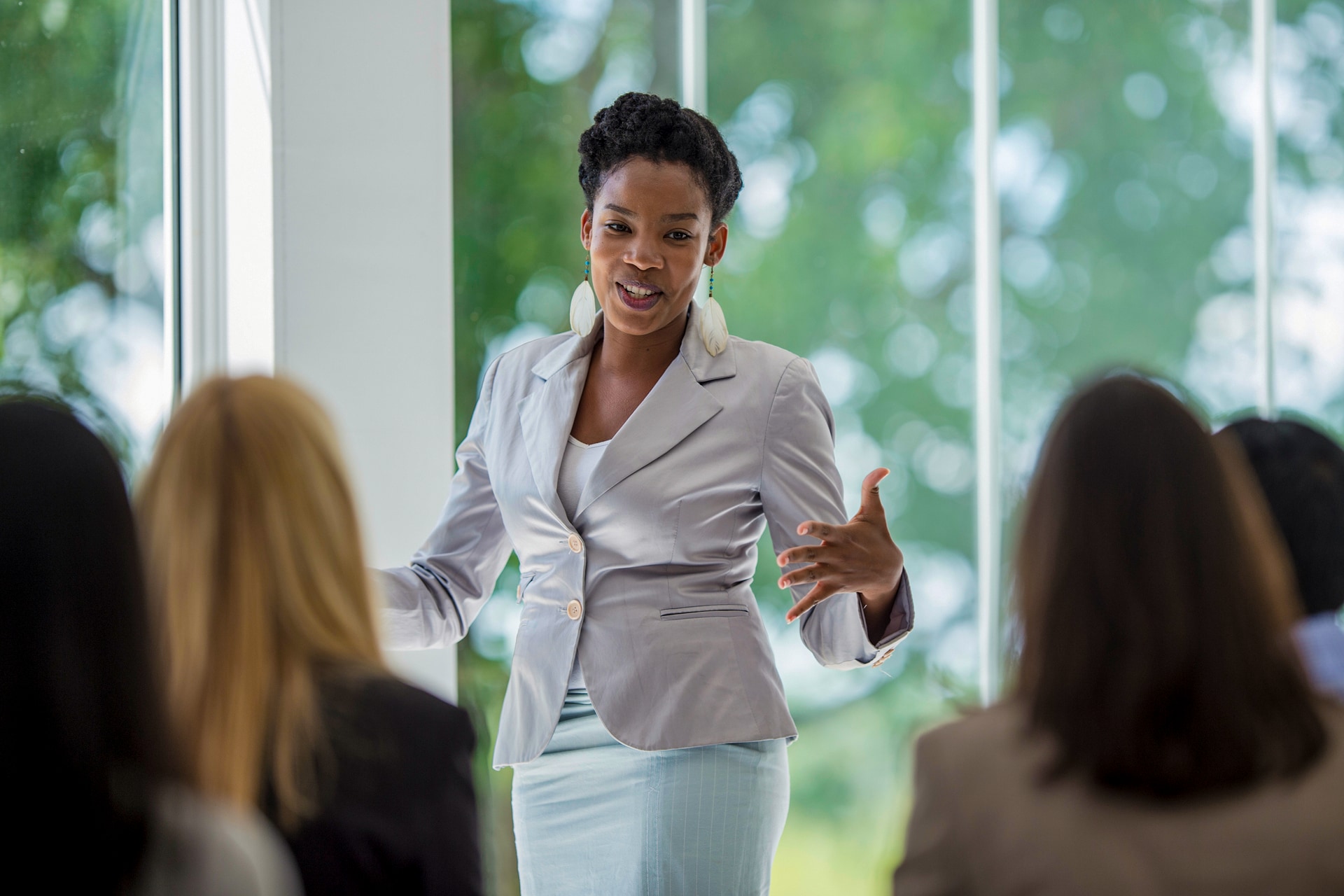 Financially Fabulous: A woman’s guide to smart investing | Saxo Bank ...